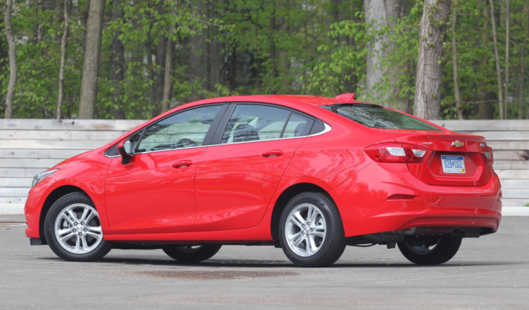 2020 Chevrolet Cruze LT Hatchback Colors, Redesign, Engine, Price and ...