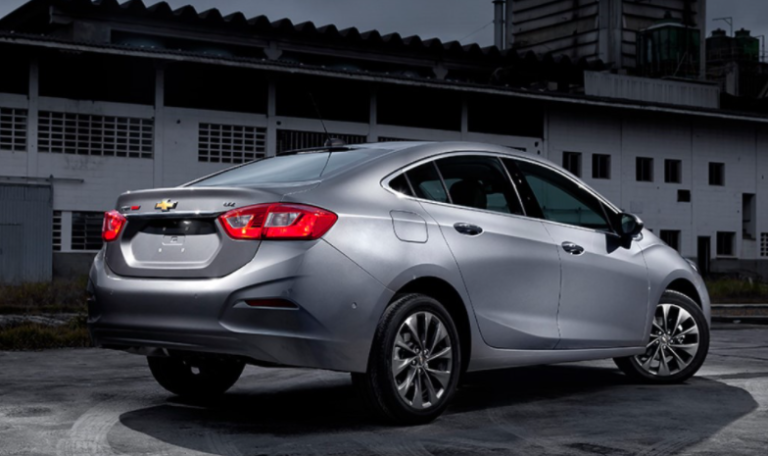 2022 Chevy Cruze Sedan Colors, Redesign, Engine, Release Date, and Price